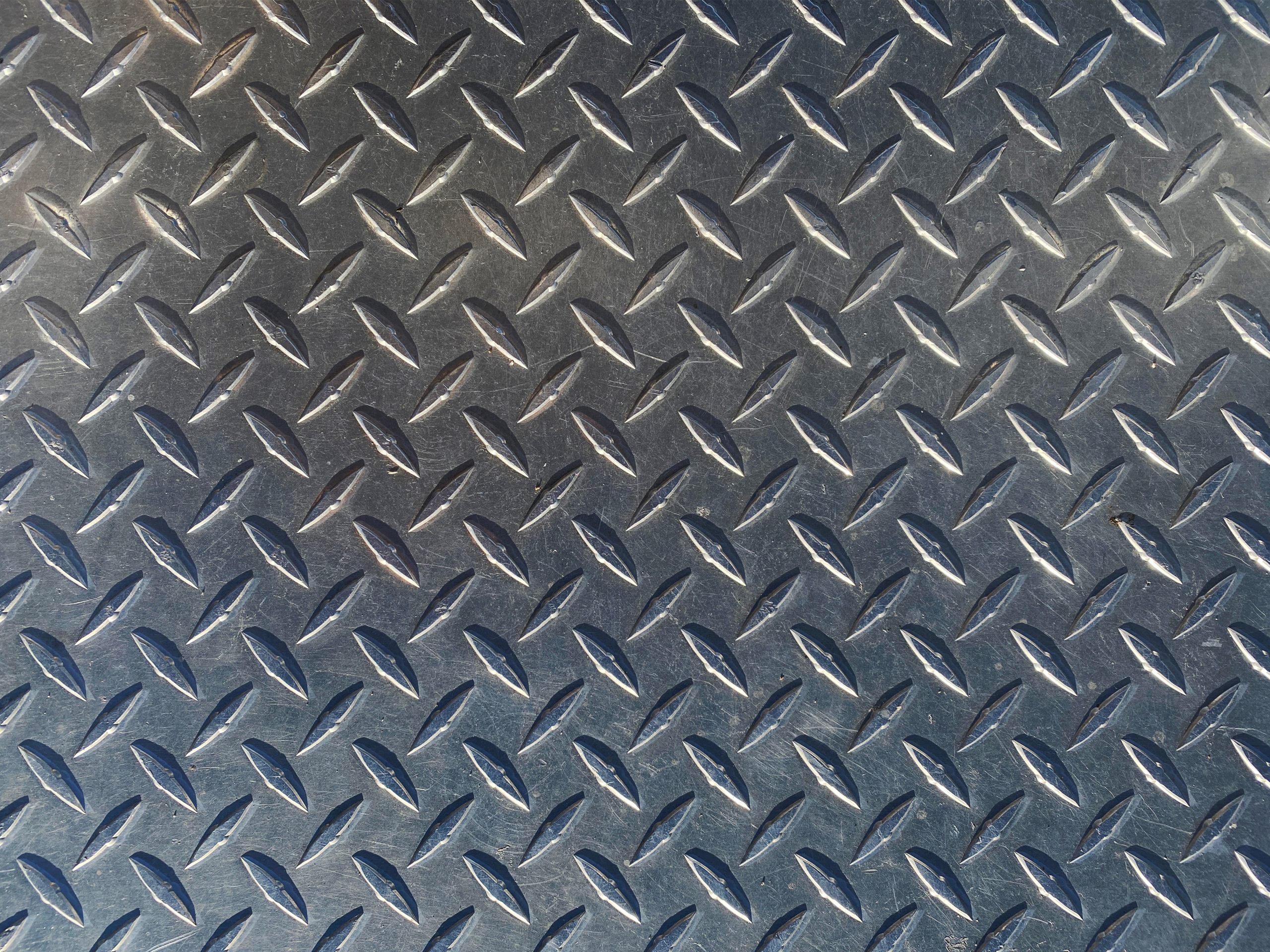 Diamond Plate - Siskin.com